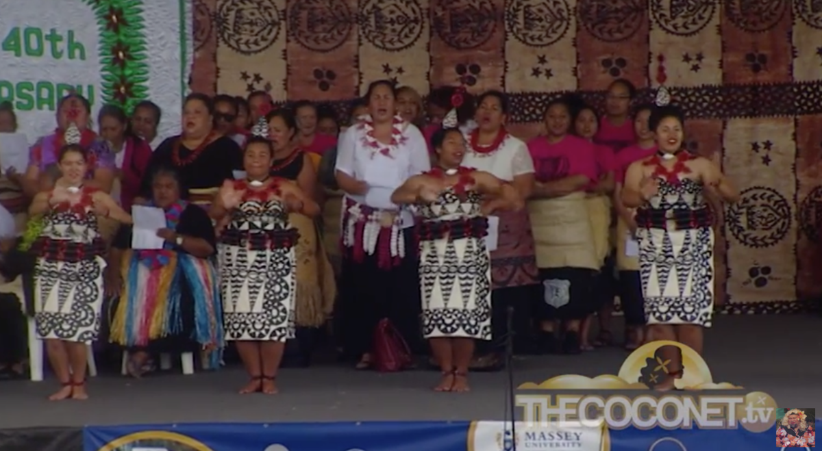 Polyfest 2015 Tonga Stage Kelston Girls College - Tau'olunga ...