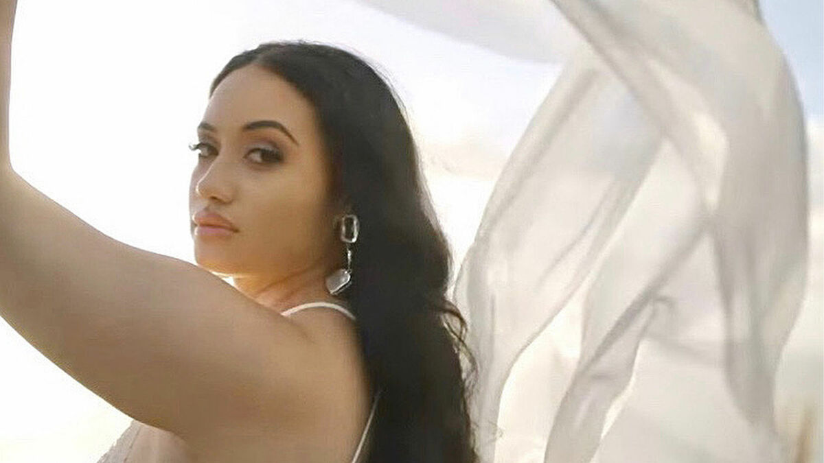 Diamond Langi - Keep You Here — thecoconet.tv - The world’s largest hub ...