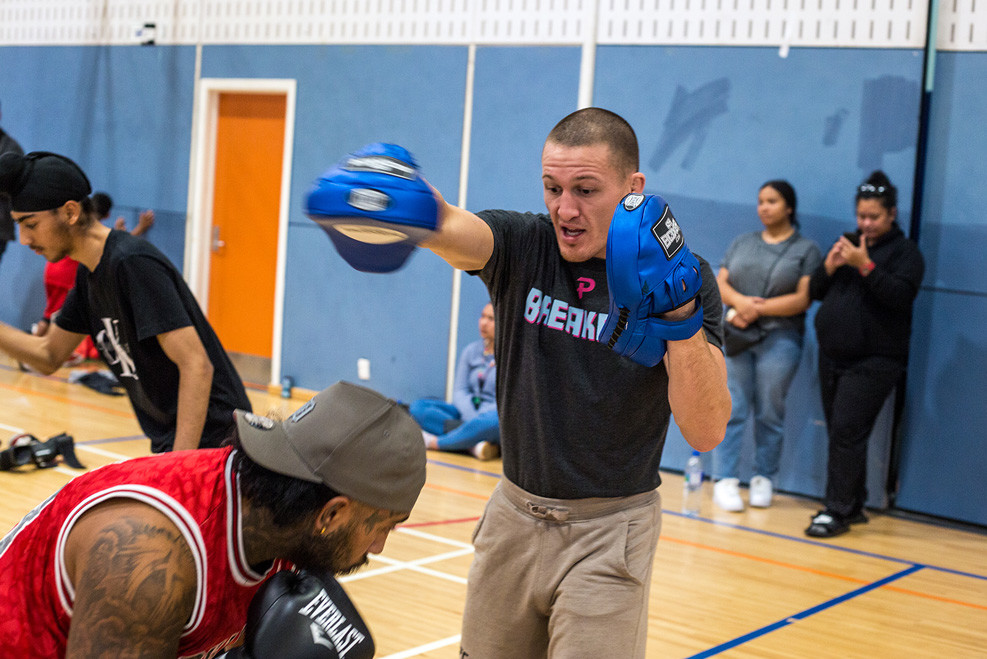 CITY KICKBOXING STARS SUPPORT OTARA COMMUNITY BOXFIT — thecoconet.tv ...