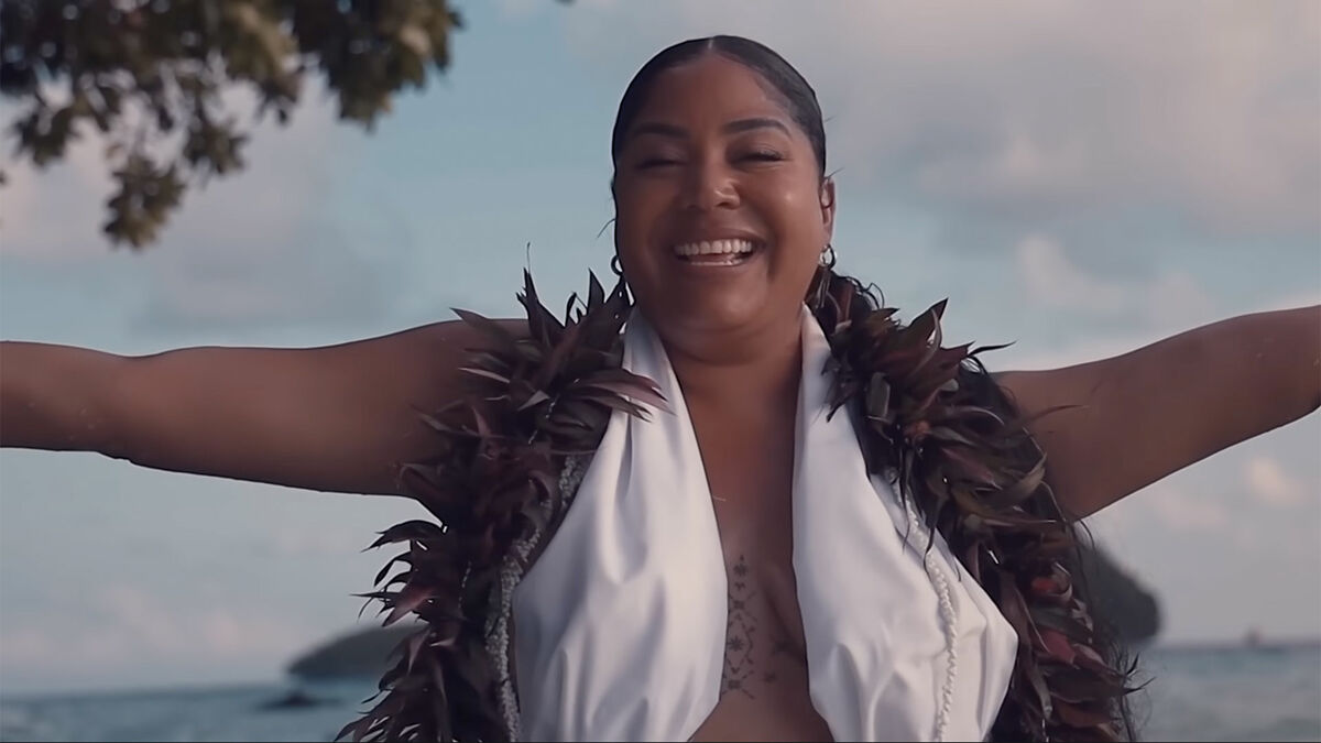 Tenelle - Someone Loves You Honey — thecoconet.tv - The world’s largest ...