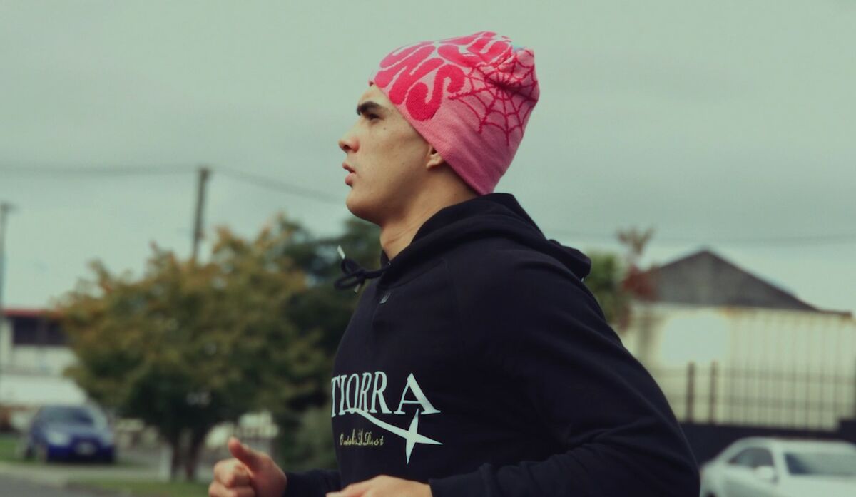 "In the ring i'm not your dad" Roman Viney shows us the ropes in his ...