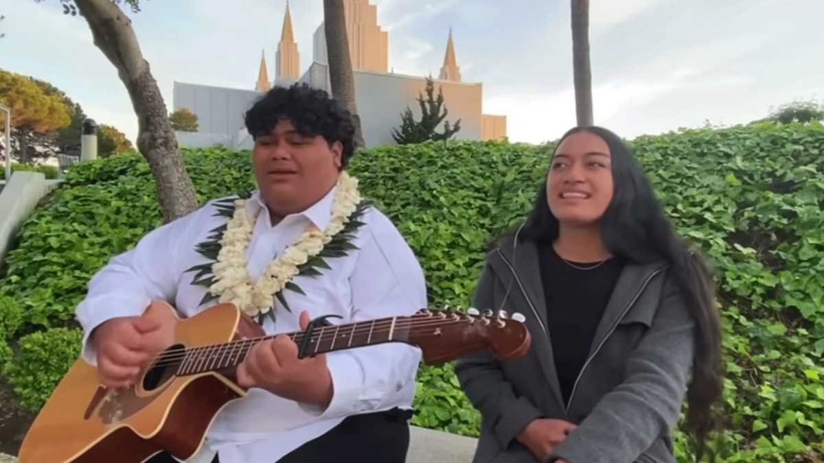 Iam Tongi & Eta Lauti sing 'Amazing Grace' — thecoconet.tv - The world ...