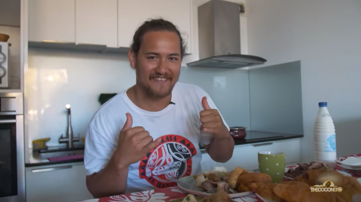 How to get breakfast at the Pape'ete Markets in Tahiti — thecoconet.tv ...