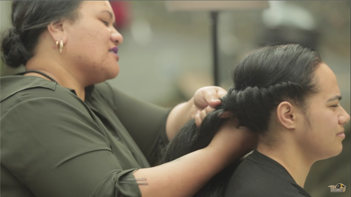 How to do a Two Rope Braid with Shezel — thecoconet.tv - The world’s ...