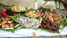 Keke Pua'a - Samoan Pork Buns — thecoconet.tv - The world’s largest hub ...