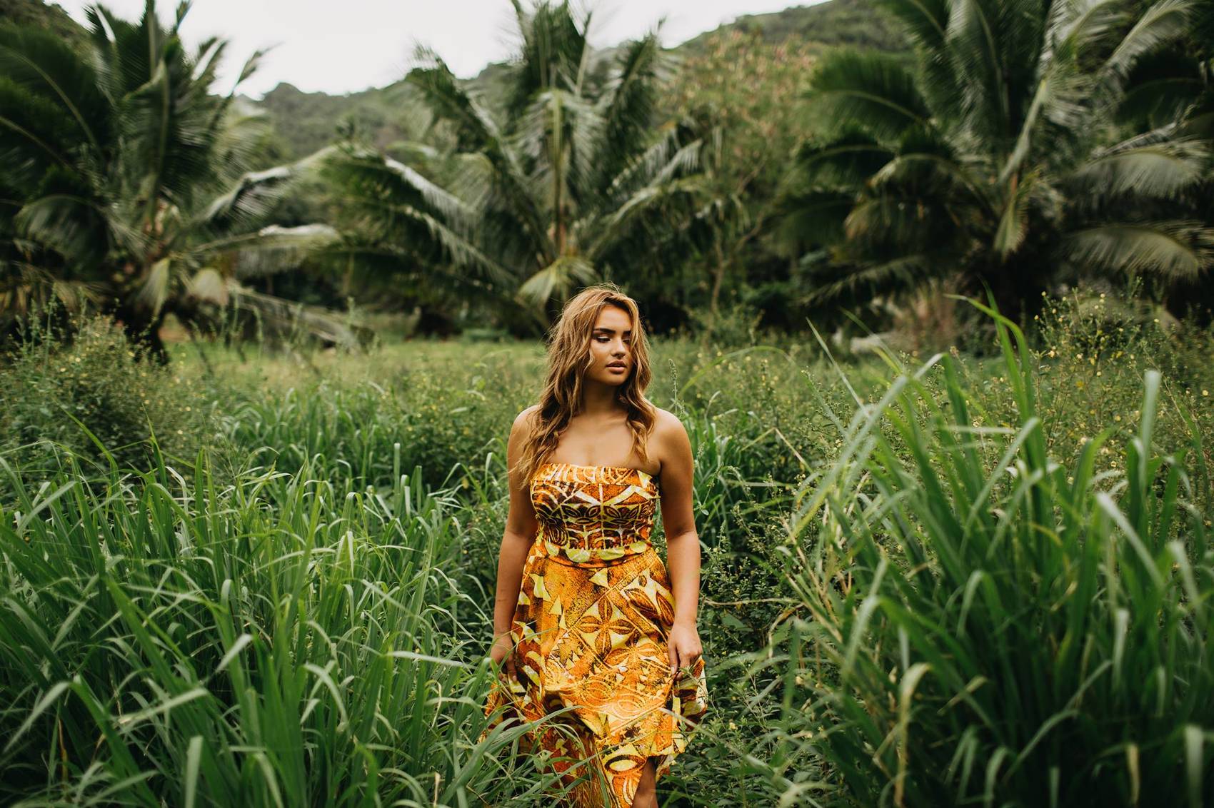 Get to know Maine Kuki Airani (Miss Cook Islands) 2017 - Lydia Simonis ...