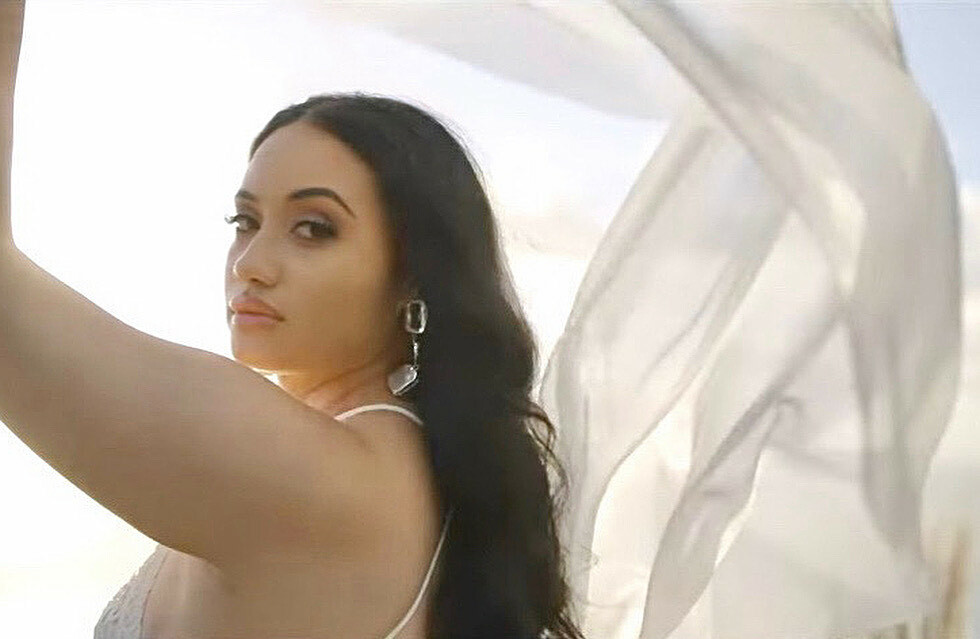 Diamond Langi - Keep You Here — thecoconet.tv - The world’s largest hub ...
