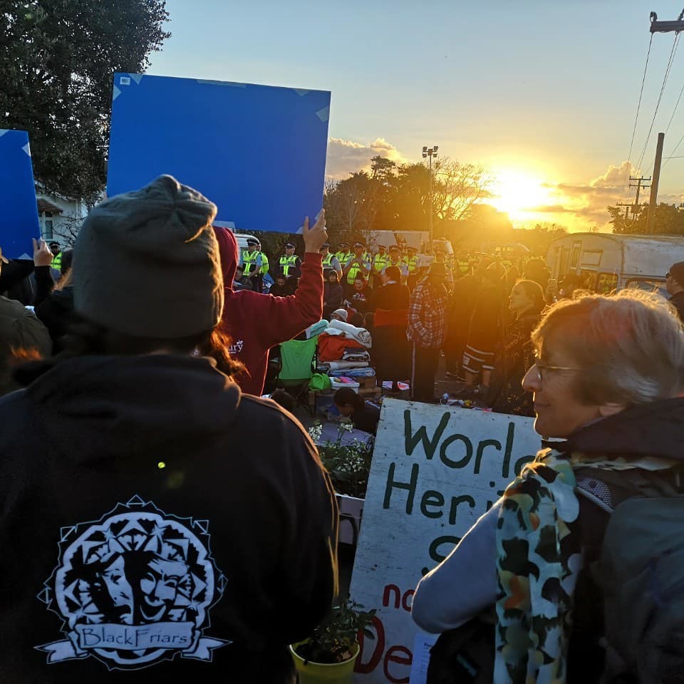 PASIFIKA SUPPORTING IHUMATAO PROTECTORS — thecoconet.tv - The world’s ...