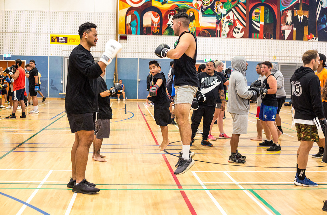 CITY KICKBOXING STARS SUPPORT OTARA COMMUNITY BOXFIT — thecoconet.tv ...