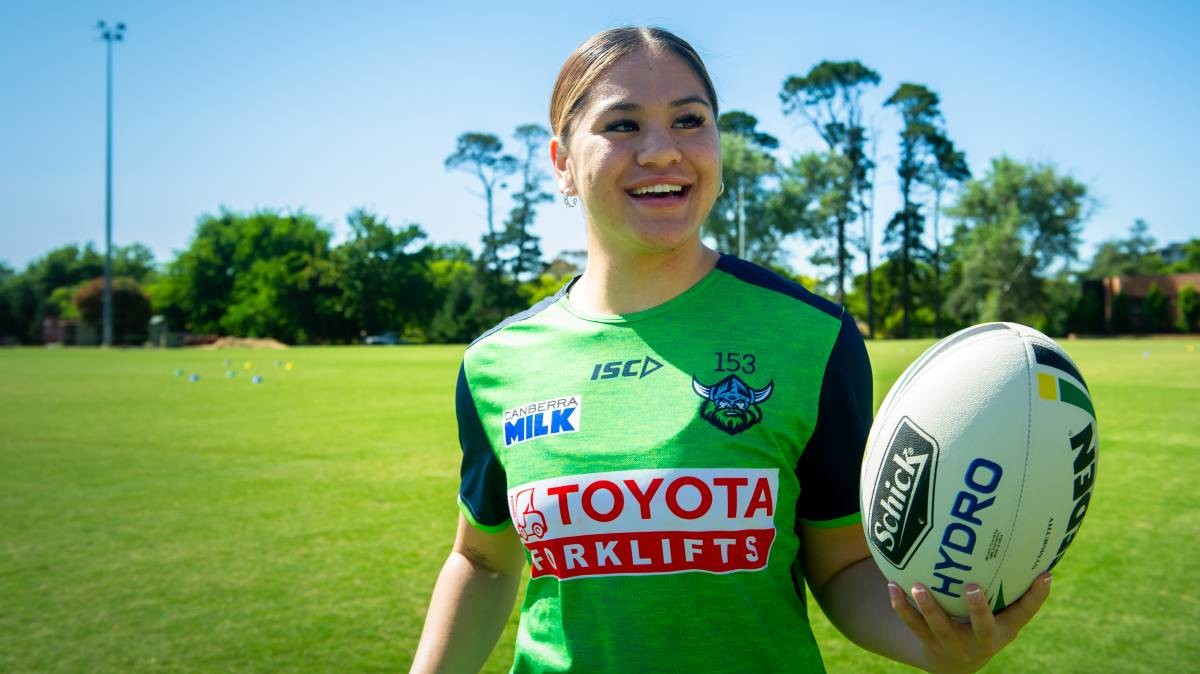 Mackenzie Wiki creates history with Raiders Deal — thecoconet.tv - The ...