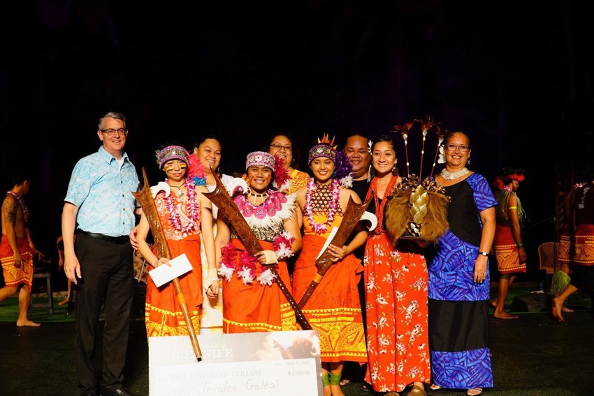 Siva Afi Teine Toa Moemoana Schwenke — Coconet