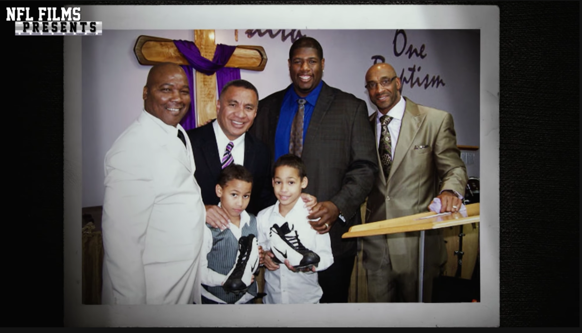 NFL: VAI SIKAHEMA - SOLE BROTHERS — thecoconet.tv - The world’s largest ...