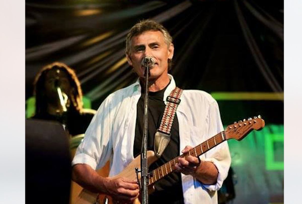 DARK MOON - DANIEL RAE COSTELLO LIVE — thecoconet.tv - The world’s ...