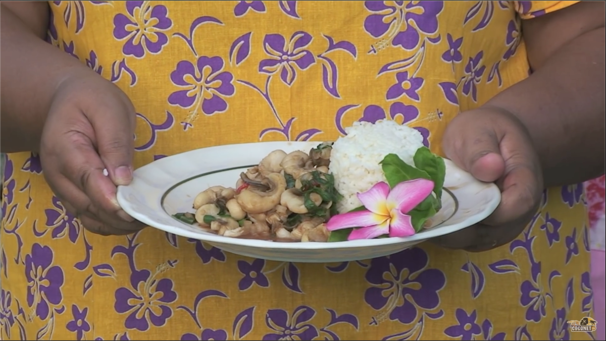 How to make Black Pearl Oyster meat — thecoconet.tv - The world’s ...