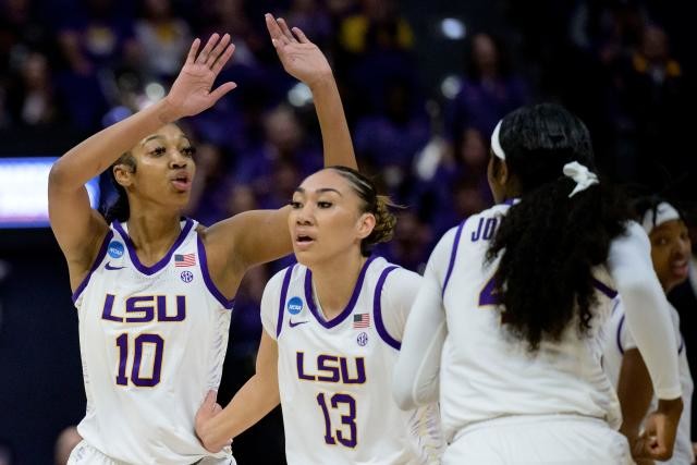 Last Tear Poa Helps Lsu Womens Basketball To First Ever Ncaa Womens