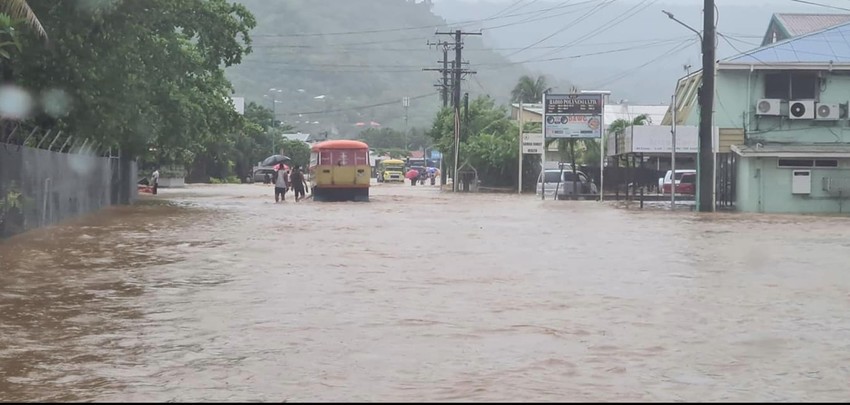 Samoa hard hit by climate change super cyclone - worst floods ever seen ...
