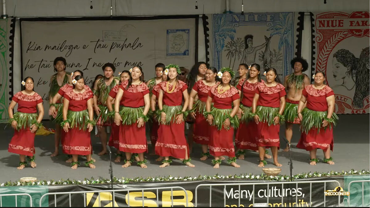 POLYFEST 2024: PAPATOETOE HIGH SCHOOL NIUEAN GROUP - FULL PERFORMANCE ...