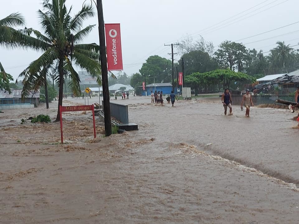 Samoa hard hit by climate change super cyclone - worst floods ever seen ...