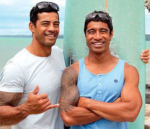 Fresh 1 - Hosted by Robbie & Pua Magasiva — thecoconet.tv - The world’s ...